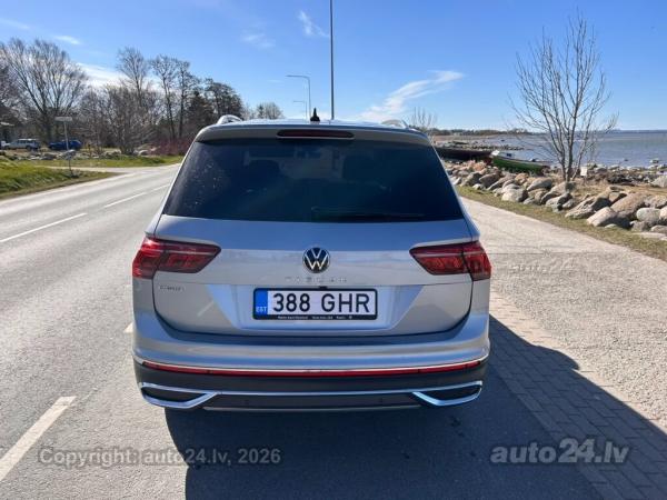 Pelēks Volkswagen Tiguan 2022 Tallina, ar dzinēja tilpumu 1.50 L un nobraukumu 50 tūkst. km par 27490 €, foto 6 vietnē AUTOMOTO.COM.LV