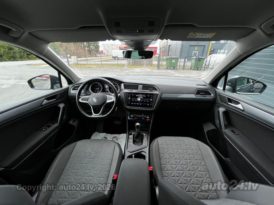 Pelēks Volkswagen Tiguan 2022 Tallina, ar dzinēja tilpumu 2.00 L un nobraukumu 148 tūkst. km par 22900 €, foto 7 vietnē AUTOMOTO.COM.LV