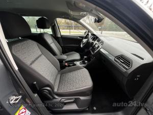 Pelēks Volkswagen Tiguan 2022 Tallina, ar dzinēja tilpumu 2.00 L un nobraukumu 148 tūkst. km par 22900 €, foto 9 vietnē AUTOMOTO.COM.LV