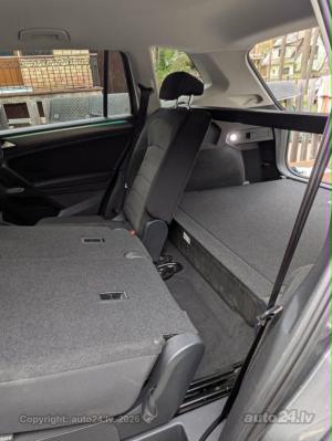 Grey Volkswagen Tiguan 2022 in Tallinn, with an engine capacity of 1.50 L and mileage of 89 thousand km for 27800 €, photo 6 on AUTOMOTO.COM.LV