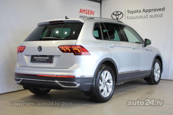 Grey Volkswagen Tiguan 2022 in Tallinn, with an engine capacity of 1.50 L and mileage of 40 thousand km for 24990 €, photo 2 on AUTOMOTO.COM.LV