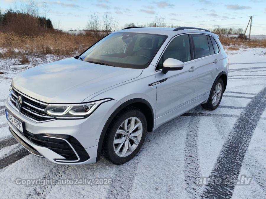Grey Volkswagen Tiguan 2023 in Elva, with an engine capacity of 2.00 L and mileage of 84 thousand km for 33000 €, photo 3 on AUTOMOTO.COM.LV