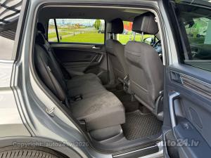 Grey Volkswagen Tiguan 2023 in Tartu, with an engine capacity of 2.00 L and mileage of 64 thousand km for 31990 €, photo 10 on AUTOMOTO.COM.LV