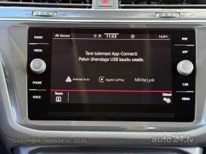 Grey Volkswagen Tiguan 2023 in Tartu, with an engine capacity of 2.00 L and mileage of 64 thousand km for 31990 €, photo 19 on AUTOMOTO.COM.LV