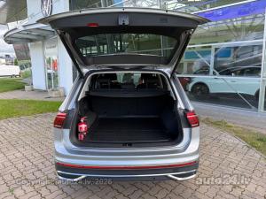 Grey Volkswagen Tiguan 2023 in Tartu, with an engine capacity of 2.00 L and mileage of 64 thousand km for 31990 €, photo 26 on AUTOMOTO.COM.LV