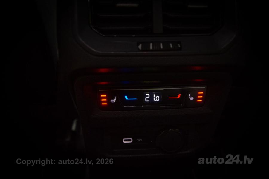 Pelēks Volkswagen Tiguan 2023 Tallina, ar dzinēja tilpumu 2.00 L un nobraukumu 70 tūkst. km par 29990 €, foto 14 vietnē AUTOMOTO.COM.LV
