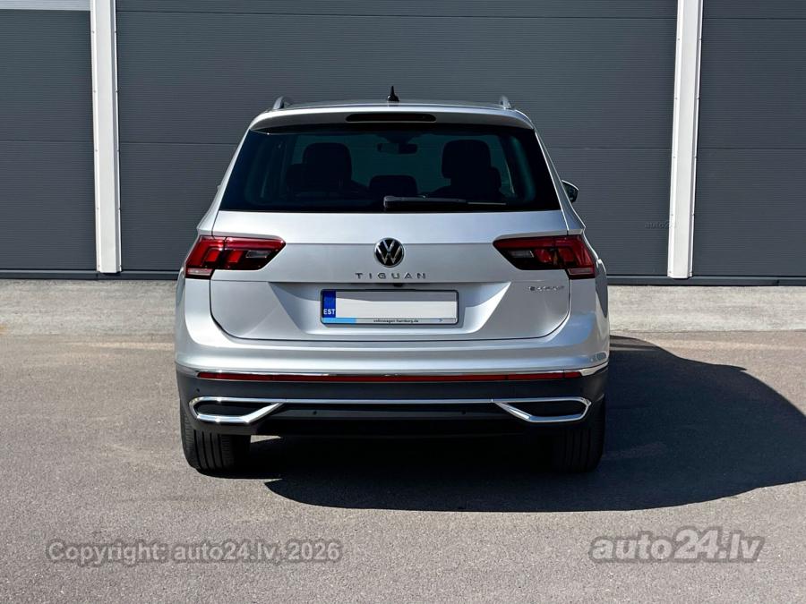 Grey Volkswagen Tiguan 2023 in Tallinn, with an engine capacity of 1.40 L and mileage of 73 thousand km for 26500 €, photo 8 on AUTOMOTO.COM.LV