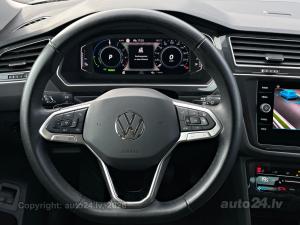 Grey Volkswagen Tiguan 2023 in Tallinn, with an engine capacity of 1.40 L and mileage of 73 thousand km for 26500 €, photo 15 on AUTOMOTO.COM.LV