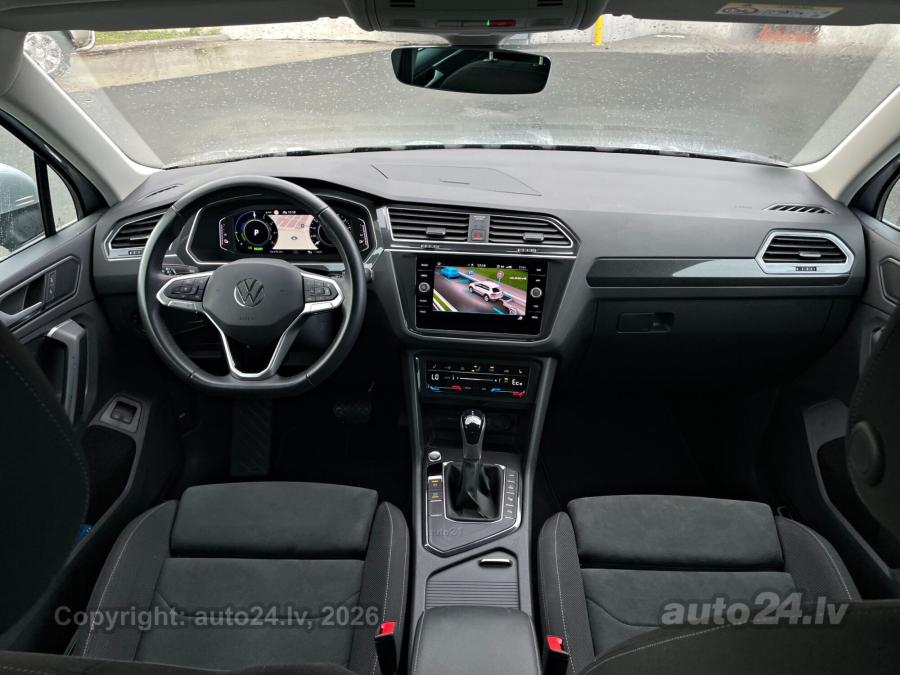 Grey Volkswagen Tiguan 2023 in Tallinn, with an engine capacity of 1.40 L and mileage of 73 thousand km for 26500 €, photo 19 on AUTOMOTO.COM.LV