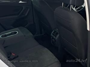 Grey Volkswagen Tiguan 2023 in Tallinn, with an engine capacity of 1.40 L and mileage of 73 thousand km for 26500 €, photo 21 on AUTOMOTO.COM.LV