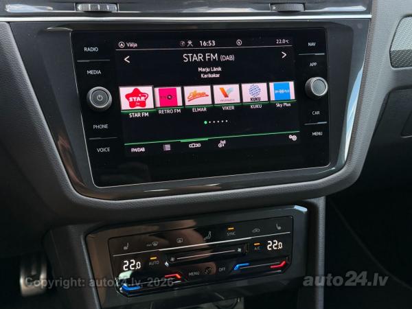 Grey Volkswagen Tiguan 2023 in Parnu, with an engine capacity of 1.50 L and mileage of 54 thousand km for 30900 €, photo 9 on AUTOMOTO.COM.LV