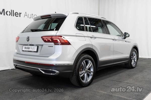 Volkswagen Tiguan 2023 in Tallinn on AUTOMOTO.COM.LV Grey Volkswagen Tiguan 2023 in Tallinn, with an engine capacity of 2.00 L and mileage of 137 thousand km for 26900 €, photo 5 on AUTOMOTO.COM.LV