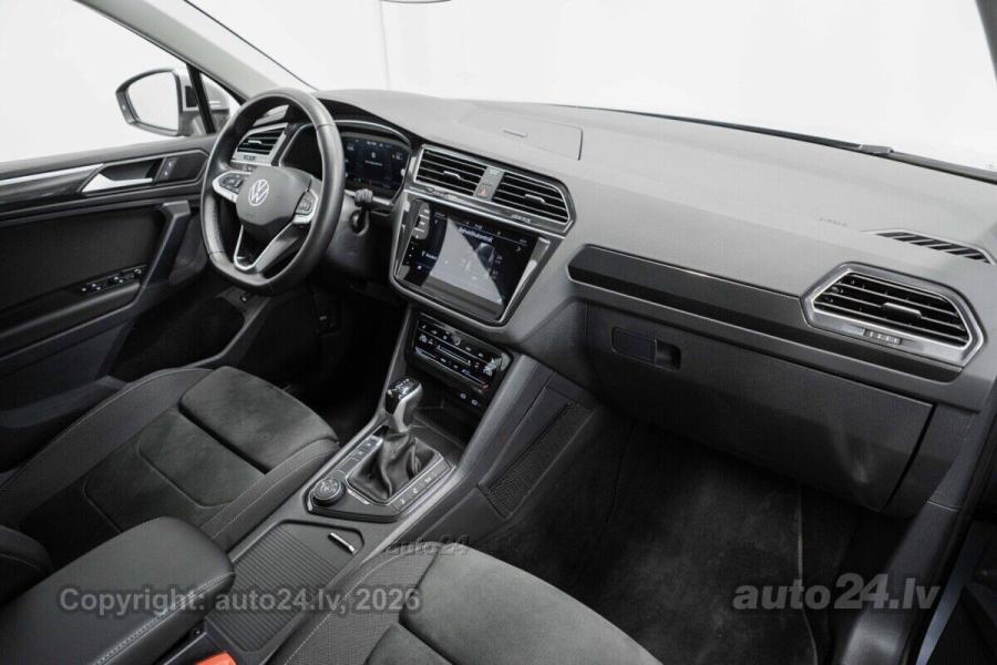 Pelēks Volkswagen Tiguan 2023 Tallina, ar dzinēja tilpumu 2.00 L un nobraukumu 137 tūkst. km par 26900 €, foto 8 vietnē AUTOMOTO.COM.LV