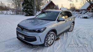 Pelēks Volkswagen Tiguan 2024 Tallina, ar dzinēja tilpumu 1.50 L un nobraukumu 20 tūkst. km par 36000 €, foto  vietnē AUTOMOTO.COM.LV
