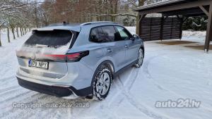 Grey Volkswagen Tiguan 2024 in Tallinn, with an engine capacity of 1.50 L and mileage of 20 thousand km for 36000 €, photo 3 on AUTOMOTO.COM.LV