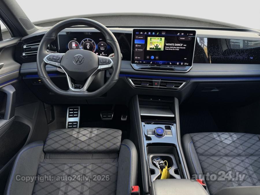 Pelēks Volkswagen Tiguan 2024 Pērnava, ar dzinēja tilpumu 2.00 L un nobraukumu 35 tūkst. km par 48500 €, foto 7 vietnē AUTOMOTO.COM.LV
