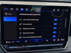 Pelēks Volkswagen Tiguan 2024 Pērnava, ar dzinēja tilpumu 2.00 L un nobraukumu 35 tūkst. km par 48500 €, foto 12 vietnē AUTOMOTO.COM.LV