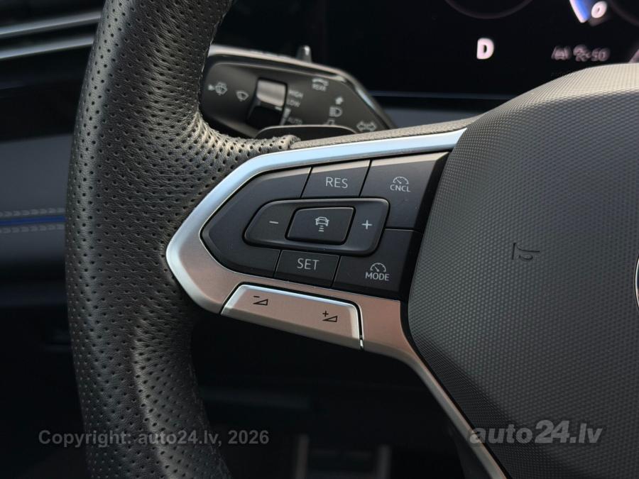 Pelēks Volkswagen Tiguan 2024 Pērnava, ar dzinēja tilpumu 2.00 L un nobraukumu 35 tūkst. km par 48500 €, foto 24 vietnē AUTOMOTO.COM.LV
