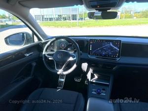 Grey Volkswagen Tiguan 2024 in Parnu, with an engine capacity of 1.50 L and mileage of 28 thousand km for 33900 €, photo 10 on AUTOMOTO.COM.LV