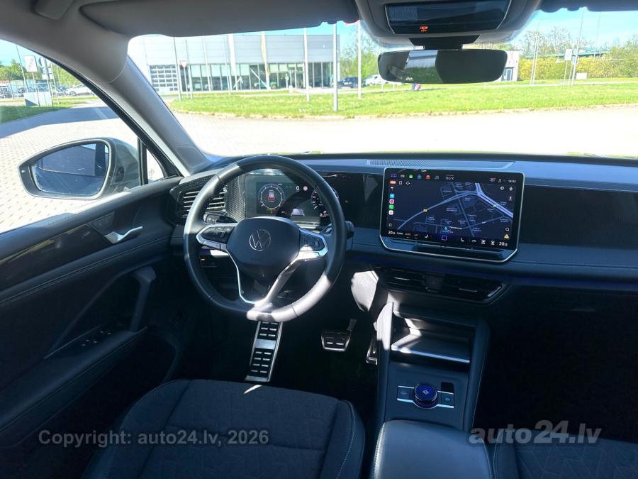 Grey Volkswagen Tiguan 2024 in Parnu, with an engine capacity of 1.50 L and mileage of 28 thousand km for 33900 €, photo 10 on AUTOMOTO.COM.LV