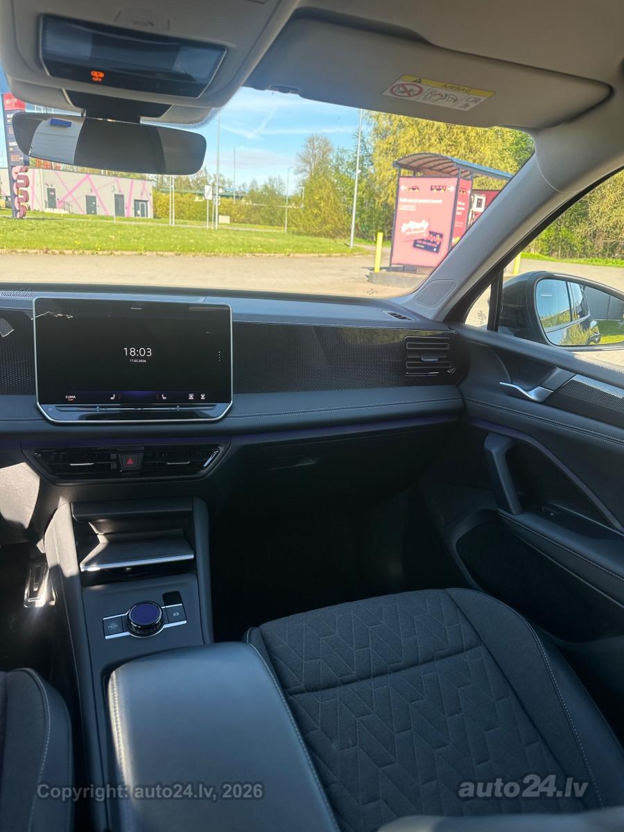 Grey Volkswagen Tiguan 2024 in Parnu, with an engine capacity of 1.50 L and mileage of 28 thousand km for 33900 €, photo 11 on AUTOMOTO.COM.LV