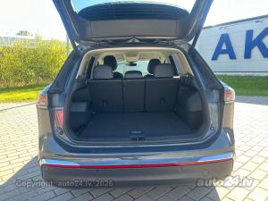 Grey Volkswagen Tiguan 2024 in Parnu, with an engine capacity of 1.50 L and mileage of 28 thousand km for 33900 €, photo 21 on AUTOMOTO.COM.LV