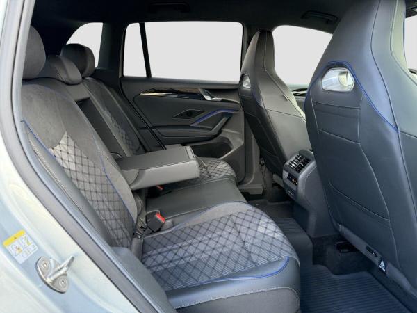 Pelēks Volkswagen Tiguan 2024 Pērnava, ar dzinēja tilpumu 2.00 L un nobraukumu 35 tūkst. km par 45450 €, foto 7 vietnē AUTOMOTO.COM.LV