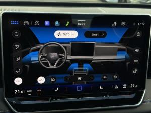 Pelēks Volkswagen Tiguan 2024 Pērnava, ar dzinēja tilpumu 2.00 L un nobraukumu 35 tūkst. km par 45450 €, foto 21 vietnē AUTOMOTO.COM.LV