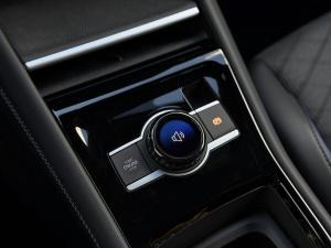 Pelēks Volkswagen Tiguan 2024 Pērnava, ar dzinēja tilpumu 2.00 L un nobraukumu 35 tūkst. km par 45450 €, foto 24 vietnē AUTOMOTO.COM.LV