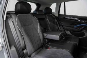 Grey Volkswagen Tiguan 2024 in Tallinn, with an engine capacity of 2.00 L and mileage of 23 thousand km for 38900 €, photo 13 on AUTOMOTO.COM.LV