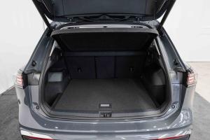 Grey Volkswagen Tiguan 2024 in Tallinn, with an engine capacity of 2.00 L and mileage of 23 thousand km for 38900 €, photo 17 on AUTOMOTO.COM.LV