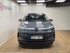 Grey Volkswagen Tiguan 2024 in Tallinn, with an engine capacity of 1.50 L and mileage of 9 thousand km for 32490 €, photo 3 on AUTOMOTO.COM.LV