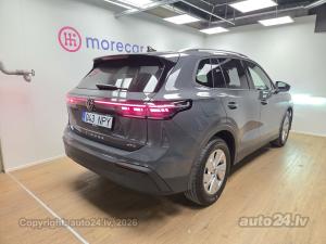 Grey Volkswagen Tiguan 2024 in Tallinn, with an engine capacity of 1.50 L and mileage of 9 thousand km for 32490 €, photo 7 on AUTOMOTO.COM.LV