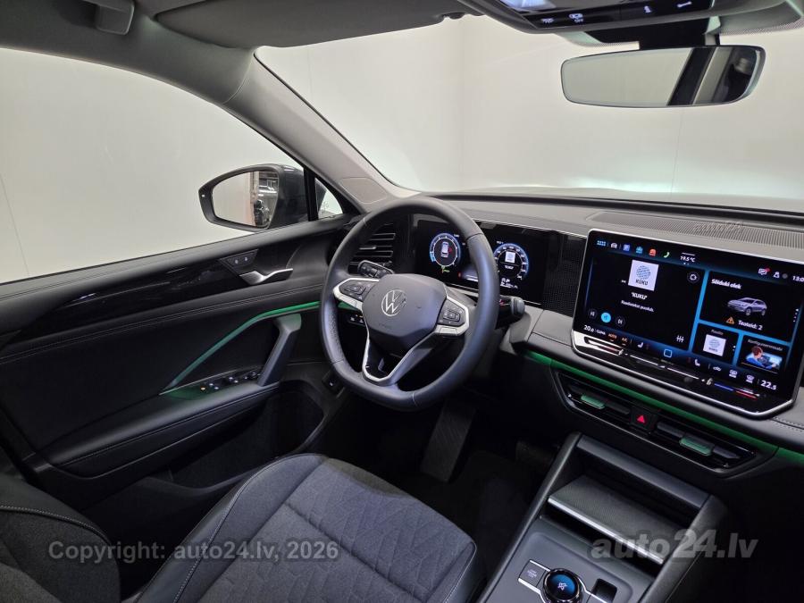 Grey Volkswagen Tiguan 2024 in Tallinn, with an engine capacity of 1.50 L and mileage of 9 thousand km for 32490 €, photo 13 on AUTOMOTO.COM.LV