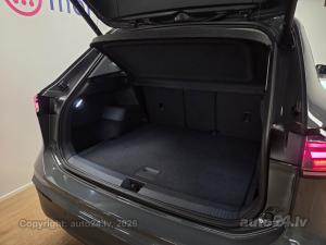 Grey Volkswagen Tiguan 2024 in Tallinn, with an engine capacity of 1.50 L and mileage of 9 thousand km for 32490 €, photo 20 on AUTOMOTO.COM.LV