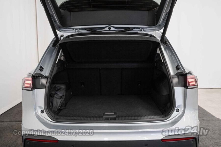 Grey Volkswagen Tiguan 2024 in Tallinn, with an engine capacity of 1.50 L and mileage of 45 thousand km for 31500 €, photo 16 on AUTOMOTO.COM.LV