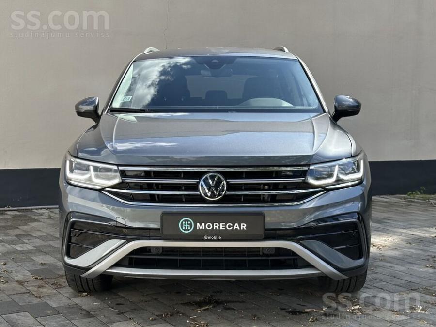 Pelēks Volkswagen Tiguan 2024 Rīga, ar dzinēja tilpumu 1.50 L un nobraukumu 68 tūkst. km par 28550 €, foto 3 vietnē AUTOMOTO.COM.LV