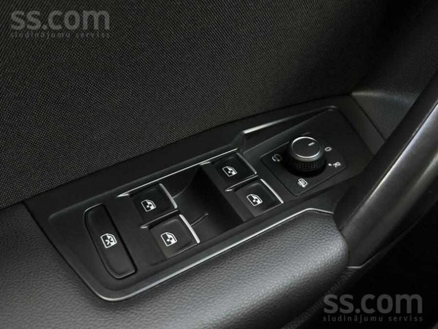 Pelēks Volkswagen Tiguan 2024 Rīga, ar dzinēja tilpumu 1.50 L un nobraukumu 68 tūkst. km par 28550 €, foto 10 vietnē AUTOMOTO.COM.LV