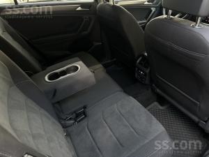 Pelēks Volkswagen Tiguan 2024 Rīga, ar dzinēja tilpumu 1.50 L un nobraukumu 68 tūkst. km par 28550 €, foto 21 vietnē AUTOMOTO.COM.LV