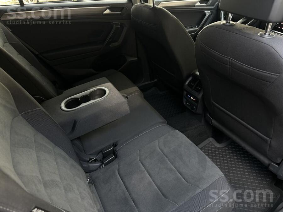 Pelēks Volkswagen Tiguan 2024 Rīga, ar dzinēja tilpumu 1.50 L un nobraukumu 68 tūkst. km par 28550 €, foto 21 vietnē AUTOMOTO.COM.LV