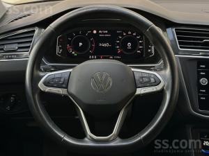 Pelēks Volkswagen Tiguan 2024 Rīga, ar dzinēja tilpumu 1.50 L un nobraukumu 68 tūkst. km par 28550 €, foto 24 vietnē AUTOMOTO.COM.LV