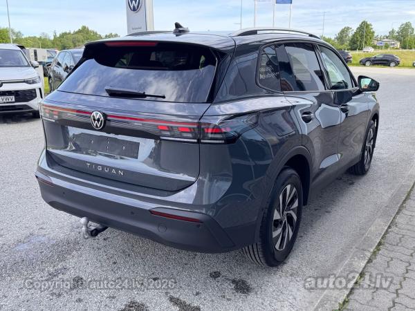 Grey Volkswagen Tiguan 2026 in Viljandi, with an engine capacity of 2.00 L and mileage of 1 thousand km for 39990 €, photo 4 on AUTOMOTO.COM.LV