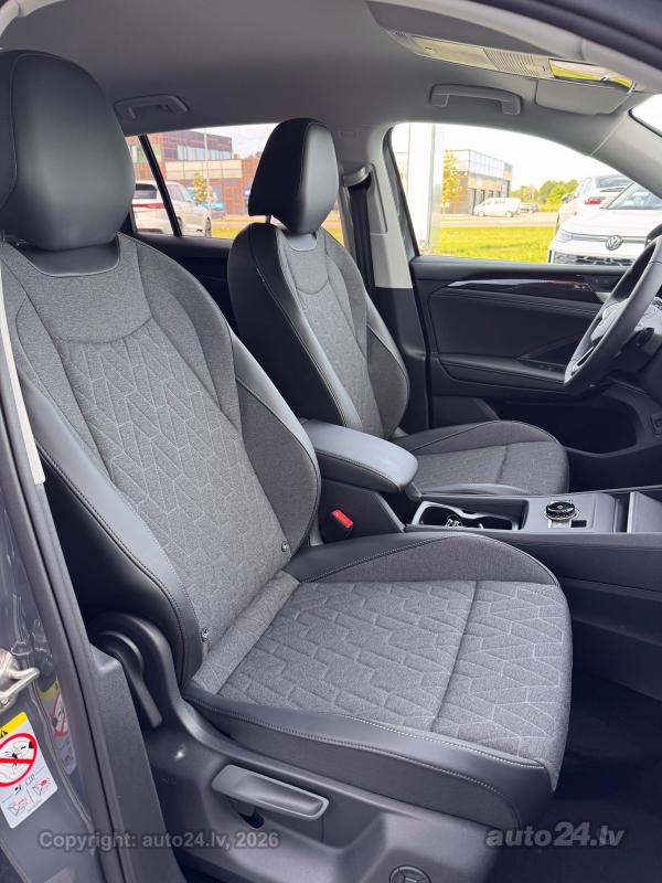 Grey Volkswagen Tiguan 2026 in Viljandi, with an engine capacity of 2.00 L and mileage of 1 thousand km for 39990 €, photo 6 on AUTOMOTO.COM.LV