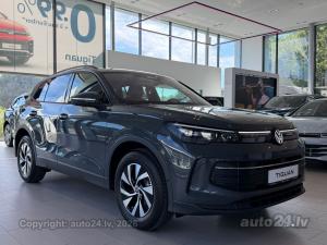 Pelēks Volkswagen Tiguan 2026 Pērnava, ar dzinēja tilpumu 2.00 L un nobraukumu 1 tūkst. km par 39990 €, foto 4 vietnē AUTOMOTO.COM.LV