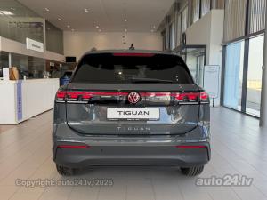 Pelēks Volkswagen Tiguan 2026 Pērnava, ar dzinēja tilpumu 2.00 L un nobraukumu 1 tūkst. km par 39990 €, foto 6 vietnē AUTOMOTO.COM.LV