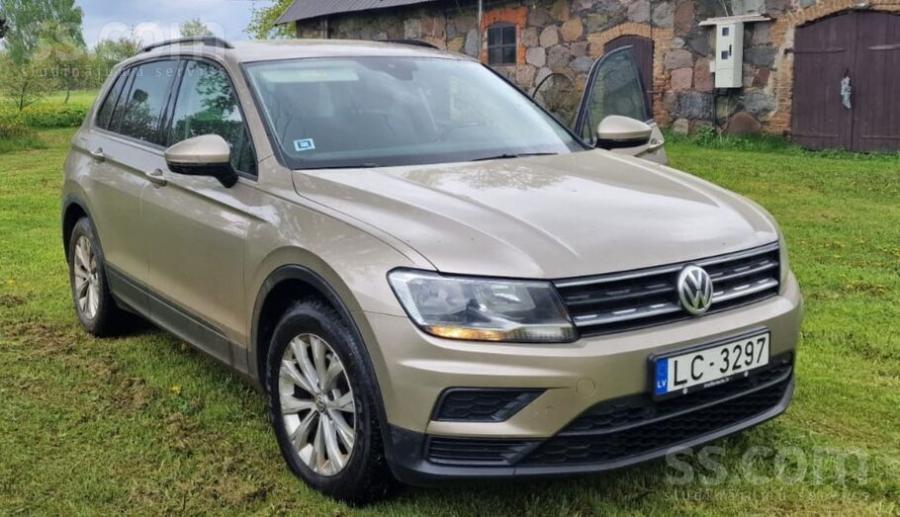 Volkswagen Tiguan 2018 in Riga, with an engine capacity of 1.50 L and mileage of 125 thousand km for 16300 €, photo 2 on AUTOMOTO.COM.LV