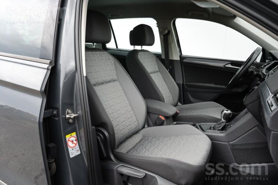 Volkswagen Tiguan 2021 Rīga, ar dzinēja tilpumu 1.50 L un nobraukumu 63 tūkst. km par 22500 €, foto 6 vietnē AUTOMOTO.COM.LV