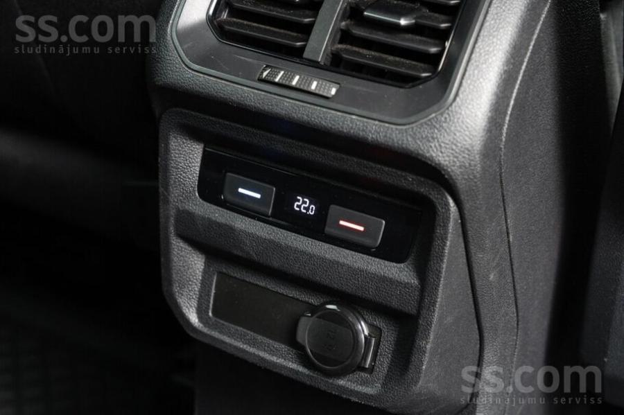Volkswagen Tiguan 2021 Rīga, ar dzinēja tilpumu 1.50 L un nobraukumu 63 tūkst. km par 22500 €, foto 8 vietnē AUTOMOTO.COM.LV