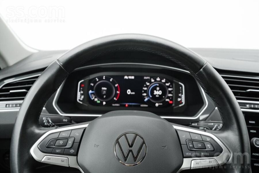 Volkswagen Tiguan 2021 Rīga, ar dzinēja tilpumu 1.50 L un nobraukumu 63 tūkst. km par 22500 €, foto 13 vietnē AUTOMOTO.COM.LV