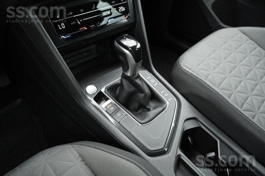 Volkswagen Tiguan 2021 Rīga, ar dzinēja tilpumu 1.50 L un nobraukumu 63 tūkst. km par 22500 €, foto 14 vietnē AUTOMOTO.COM.LV